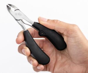 Best 5 Toenail Clippers for Seniors and for Thick Nails [2023]